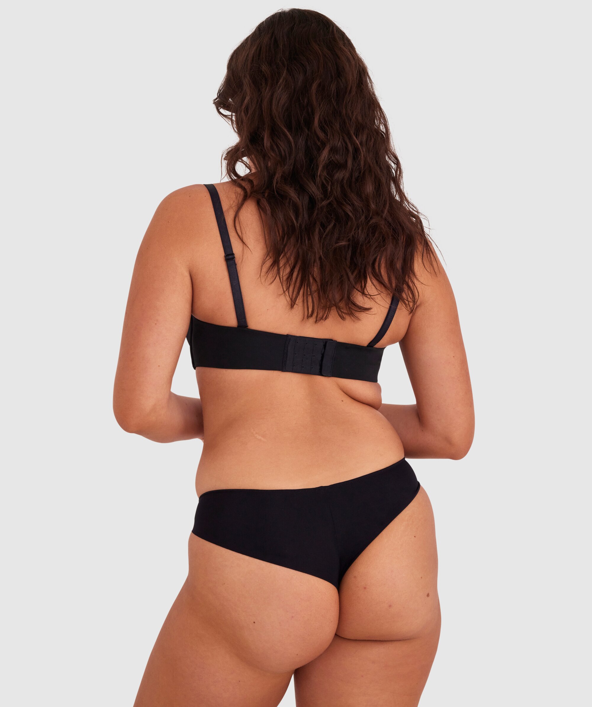 Bras N Things Inner Essence Full Cup Plunge Bra - Black | 01325402