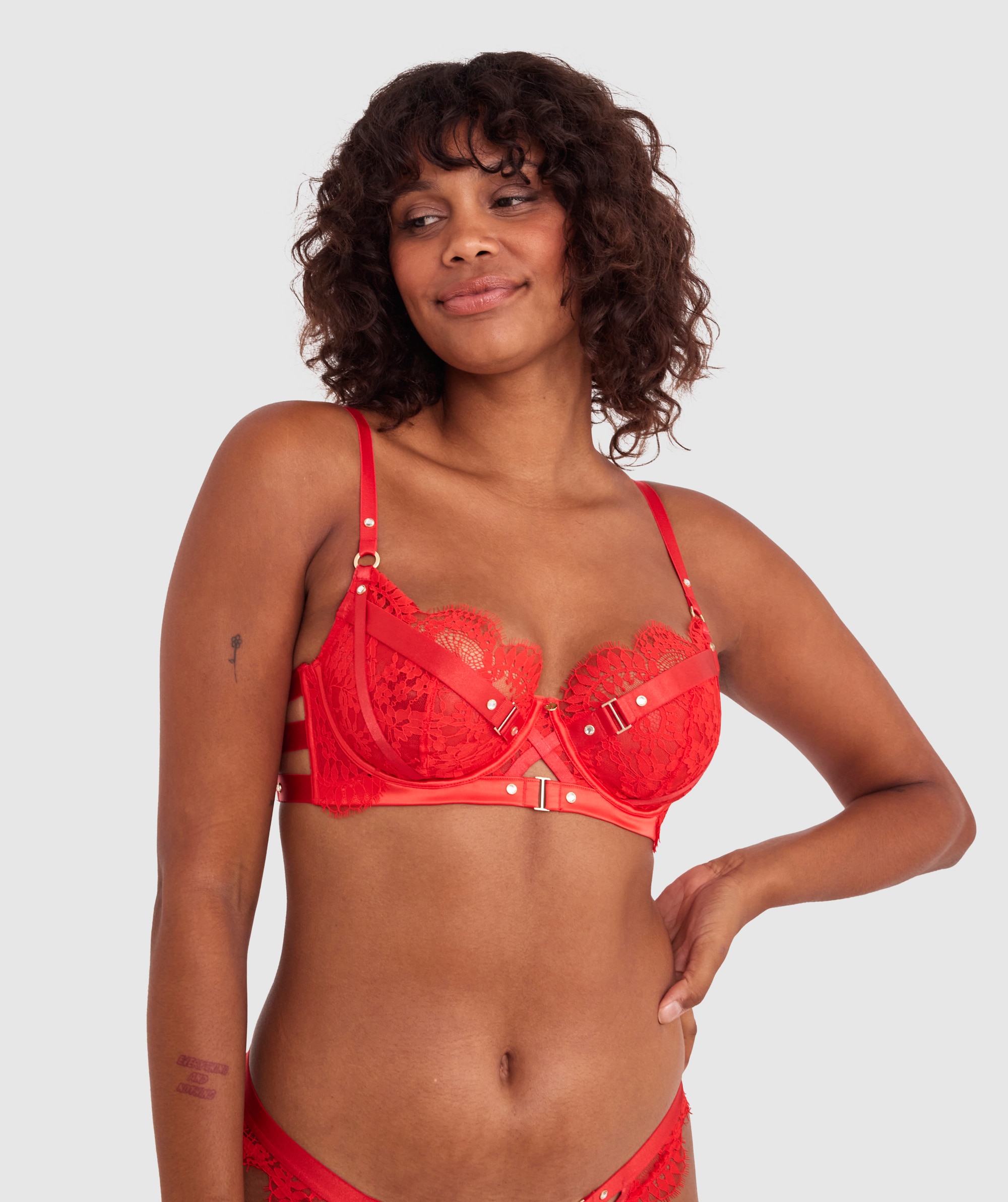 Bras N Things Vamp Don't You Dare High Leg V String - Red | 01454801