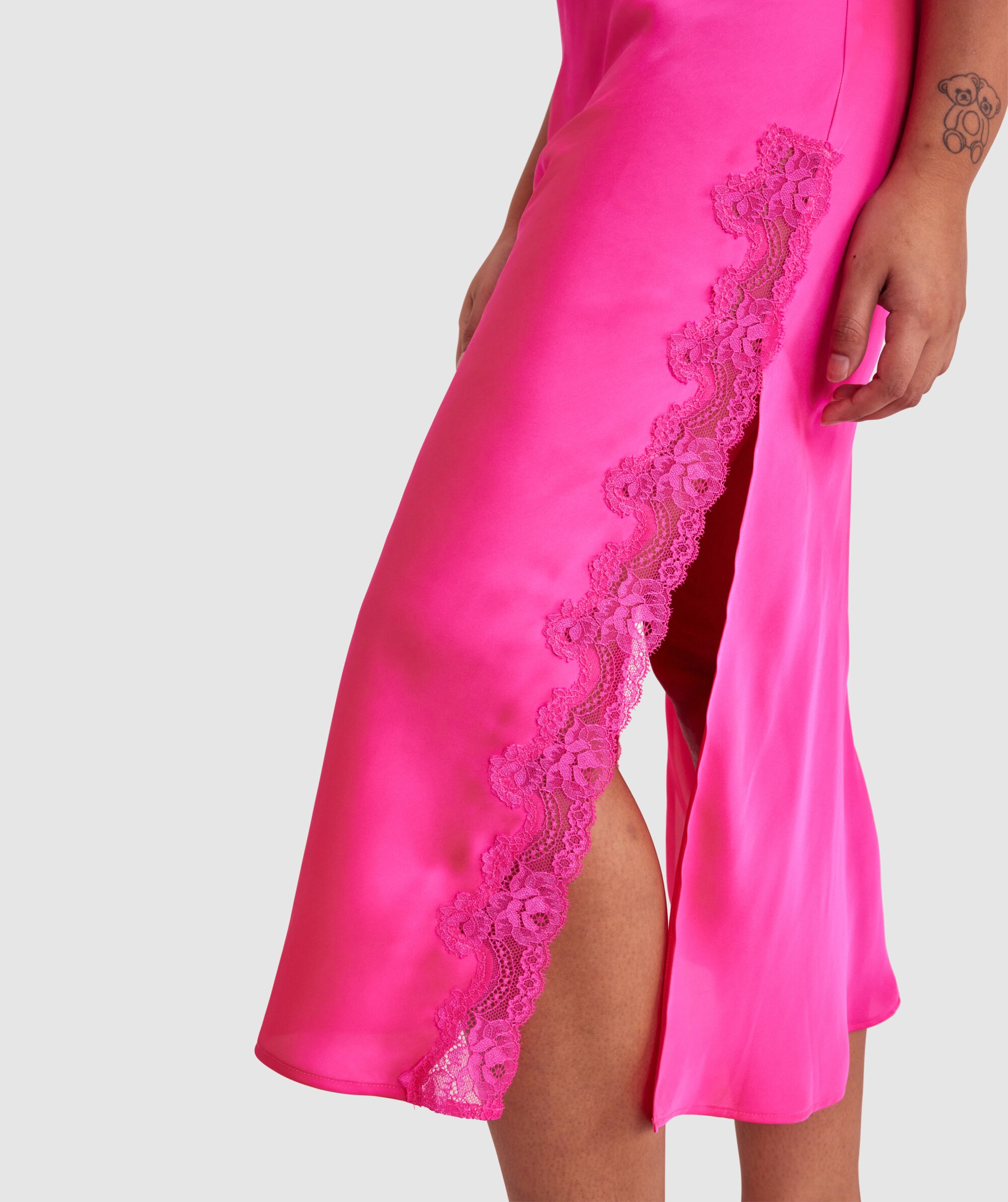Bras N Things Sammy Low Back Long Slip - Pink | 01405804